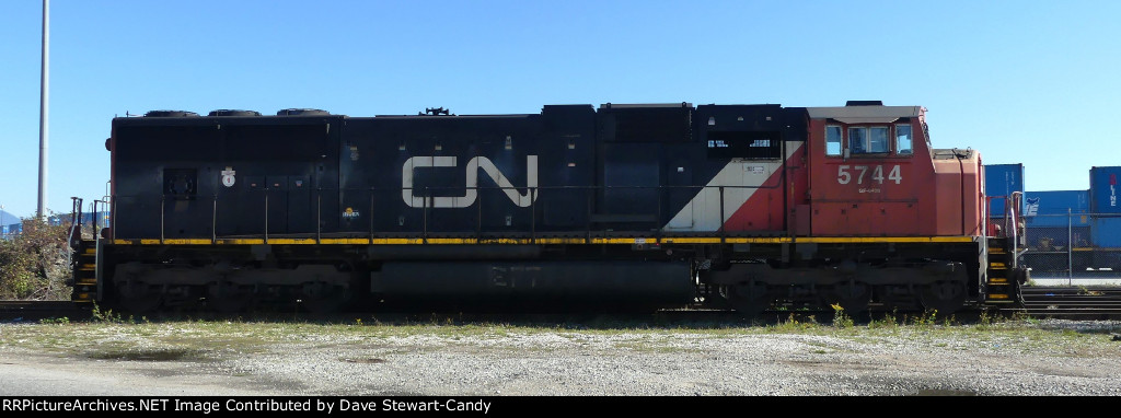 CN 5744 2023-10-01 B